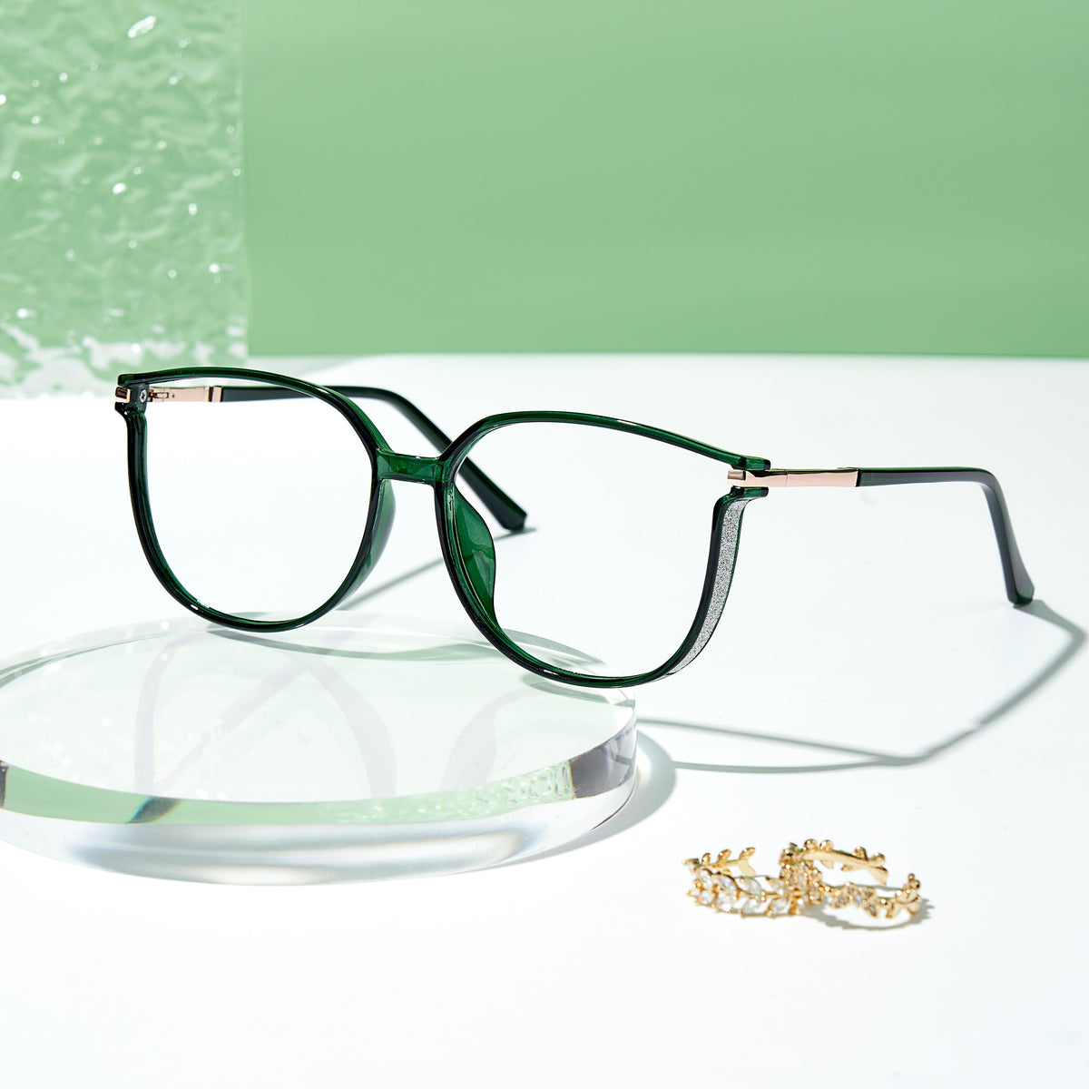 How Do PD and Frames Impact Progressive Lenses? – lakoh