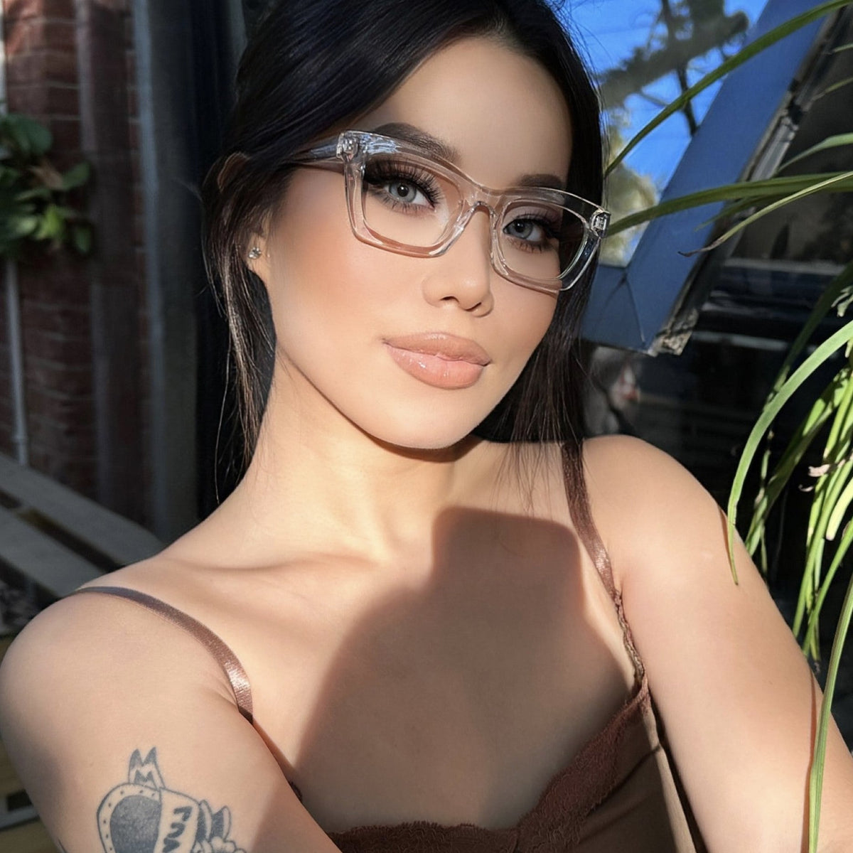 What Shape Glasses Make You Look Younger? – lakoh